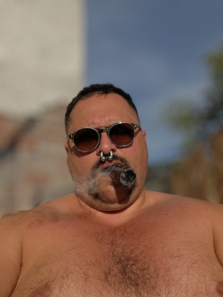 Cigar Bull 20 Pics Xhamster