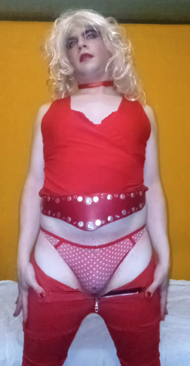 Red Outfit 1 38 Pics Xhamster