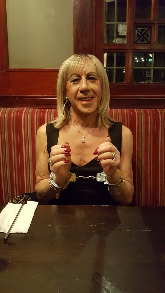 Lisa And Pauline In Handcuffs In The Pub With Mike And John 35 Pics Xhamster