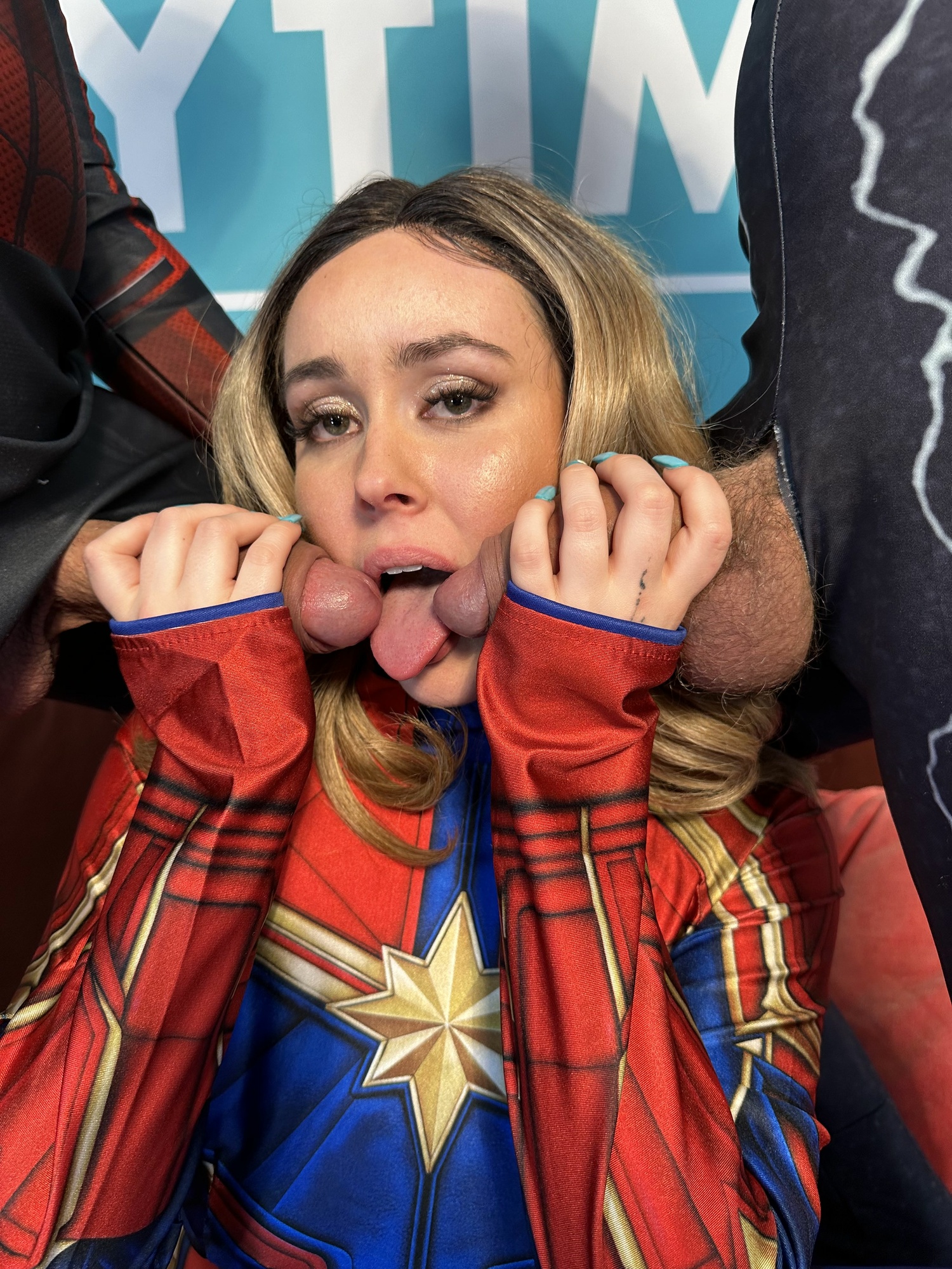 Marvel Blow Jobs Black Widow Captain Marvel Orgy 14 Pics Xhamster