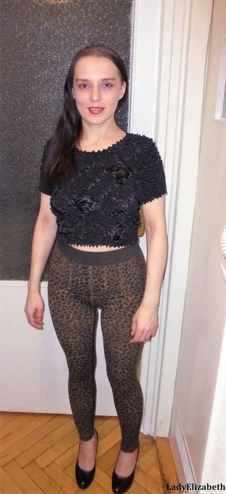 Hot Receptionist 5 Pics Xhamster